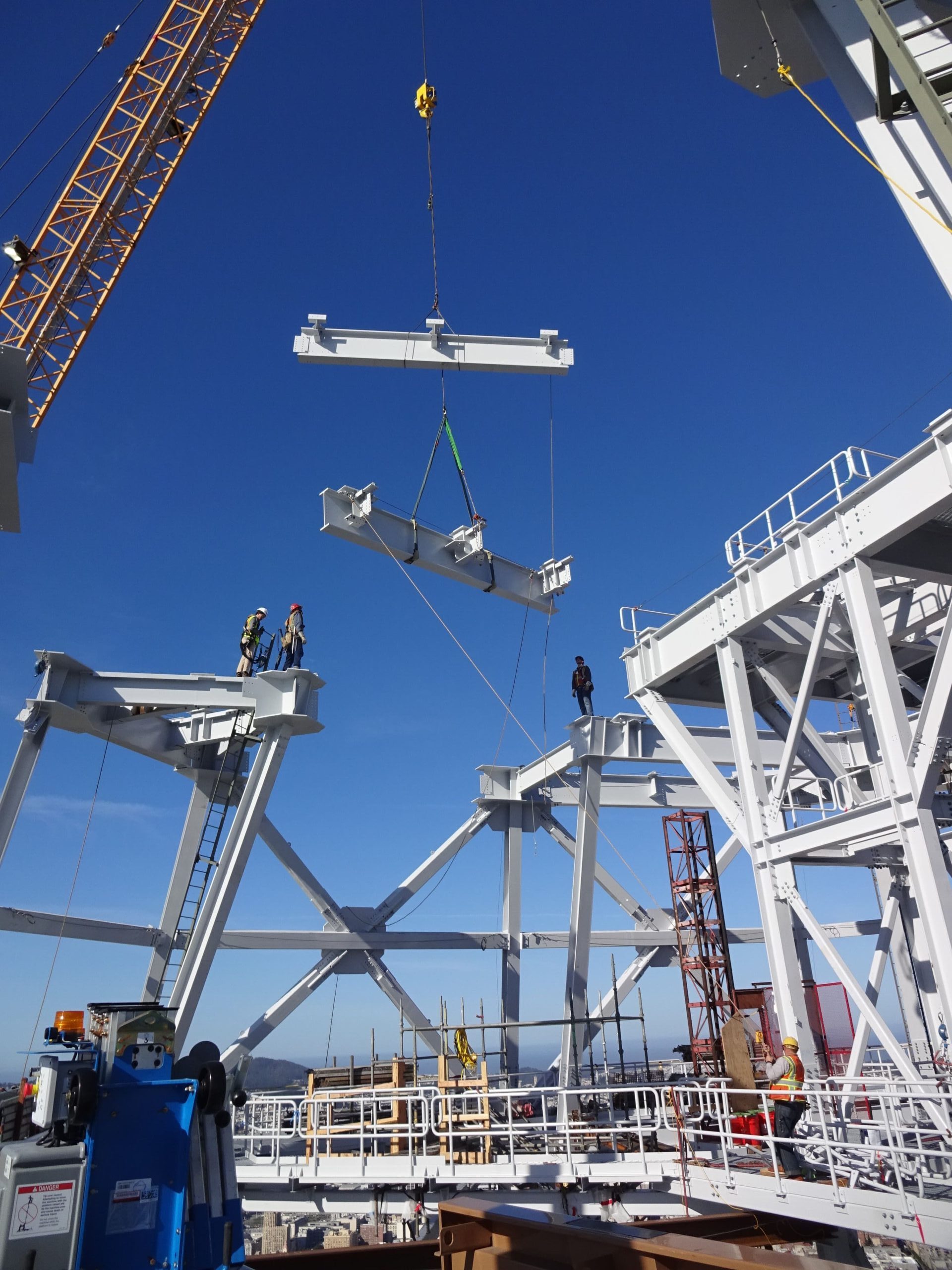 Salesforce Tower - The Herrick Corporation